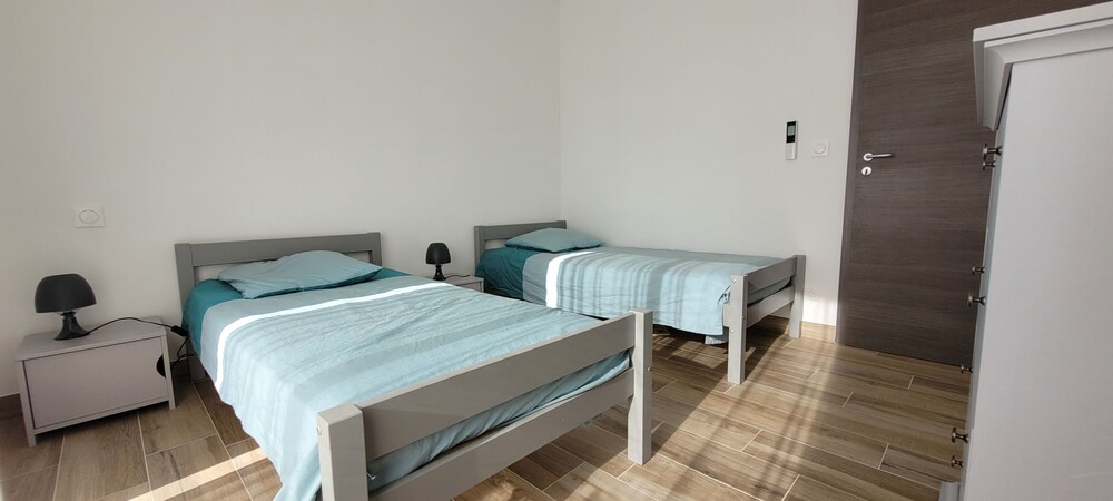 Villa 6 Personnes Avec Jacuzzi Pour Des Vacances De Rêves à 3 Min De La Plage - Belgodère