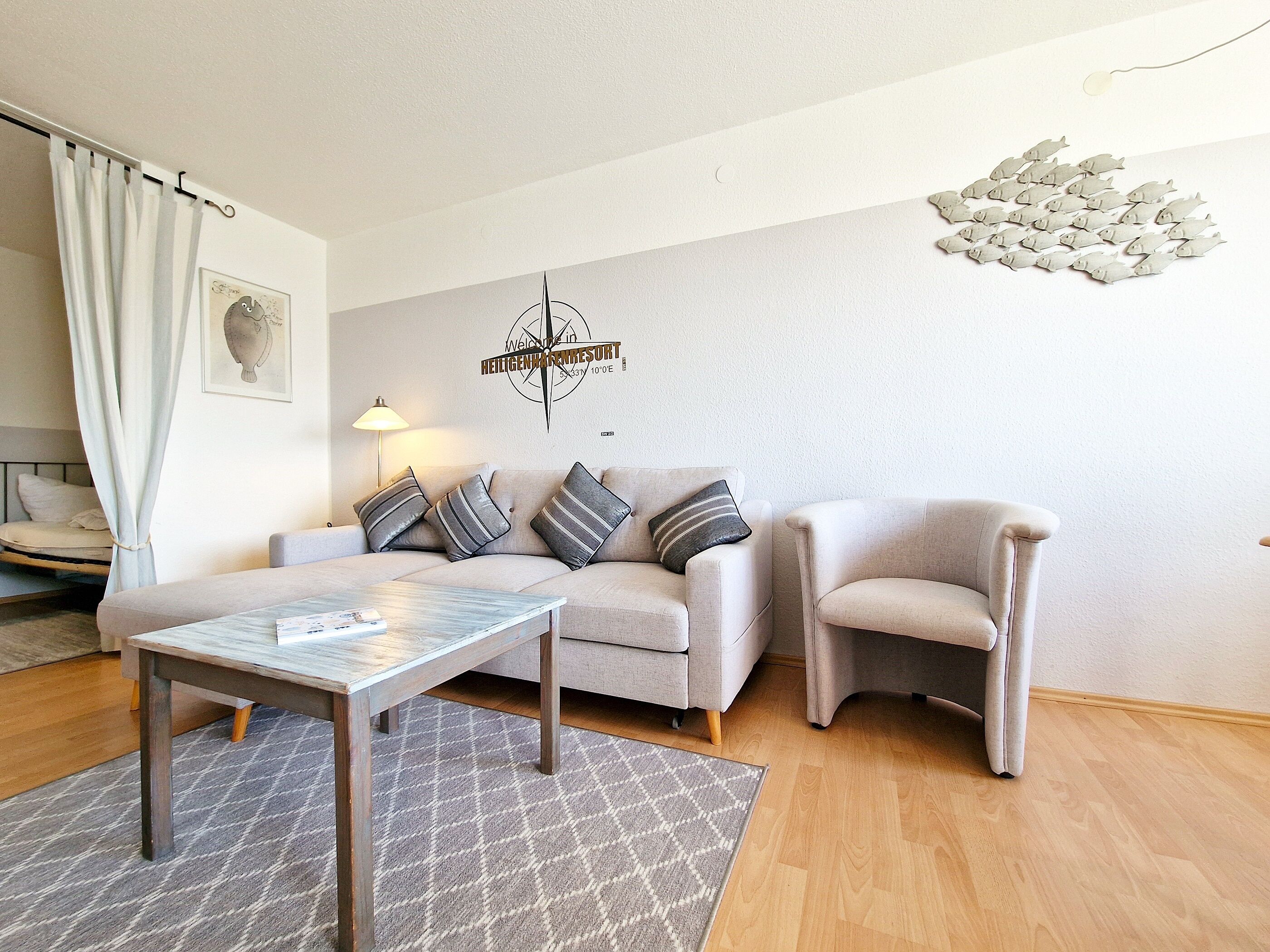 Helle Und Moderne Ferienwohnung Mit Platz Für Max - Heiligenhafen