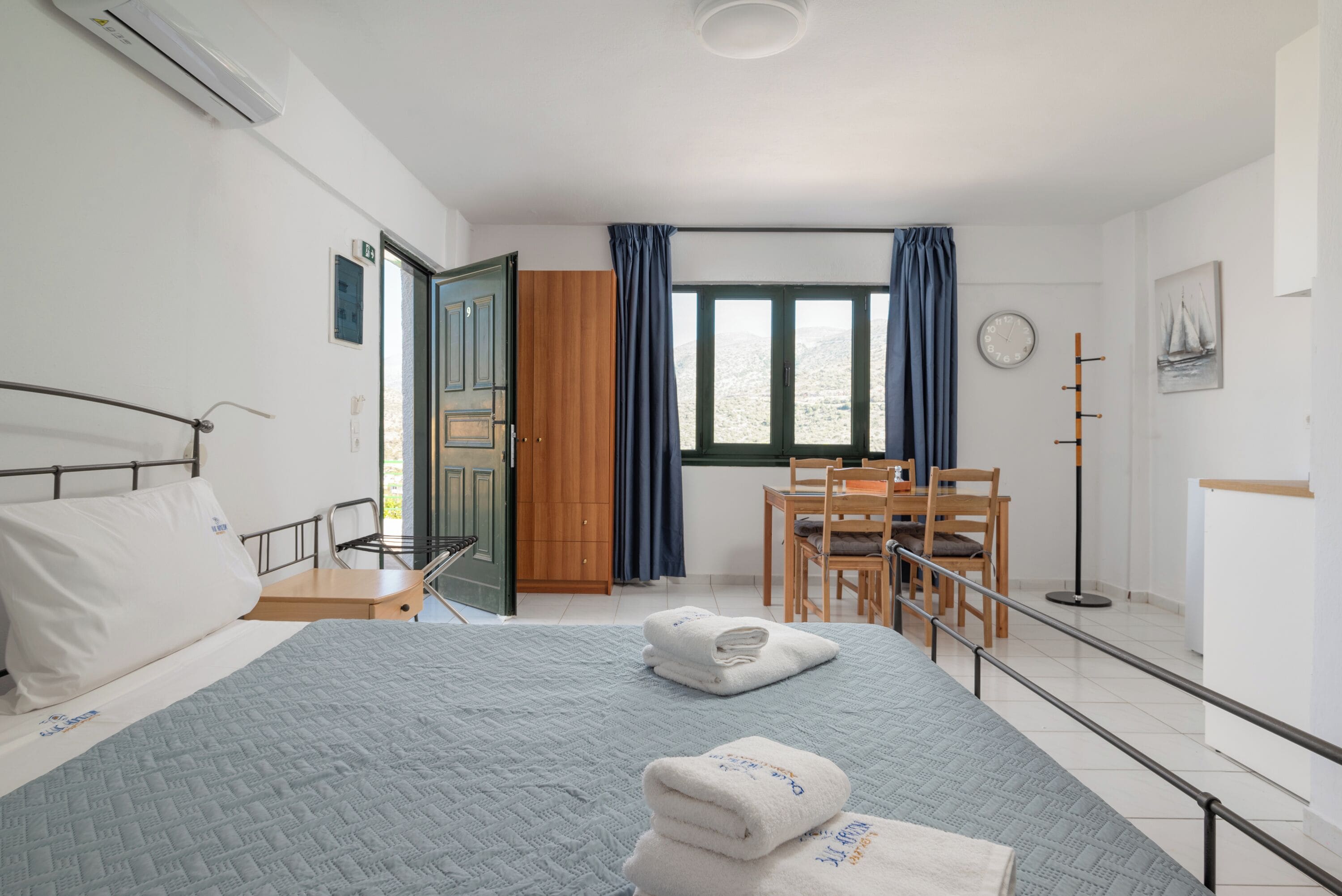 Cofre no quarto, Wi-fi grátis, roupa de cama fornecida 