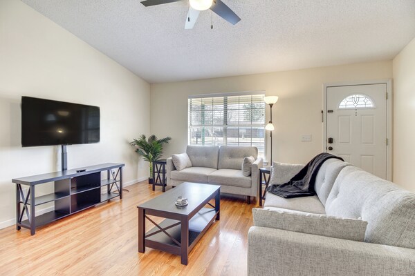 Charming Hinesville Home < 6 Mi To Fort Stewart - Veterans' Memorial Park, Hinesville