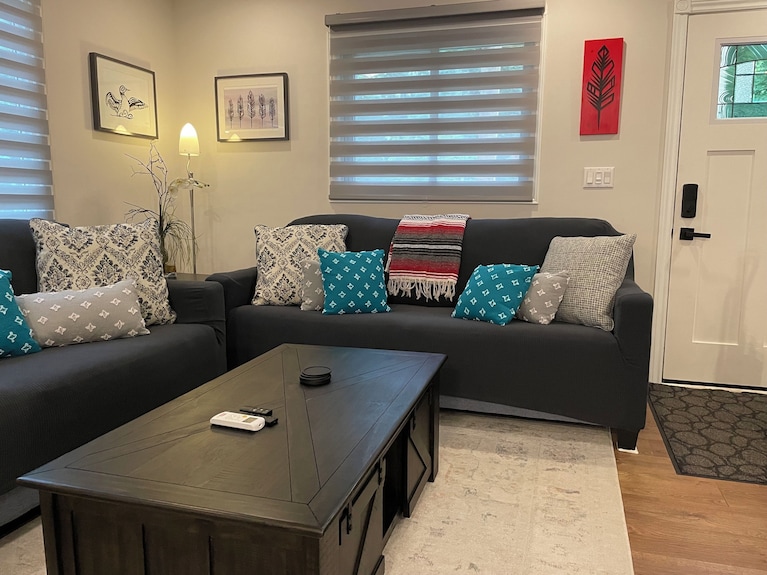 Cardinal Landing Private Luxury Getaway With Sauna, Cold Plunge & Nature - Sauble Beach