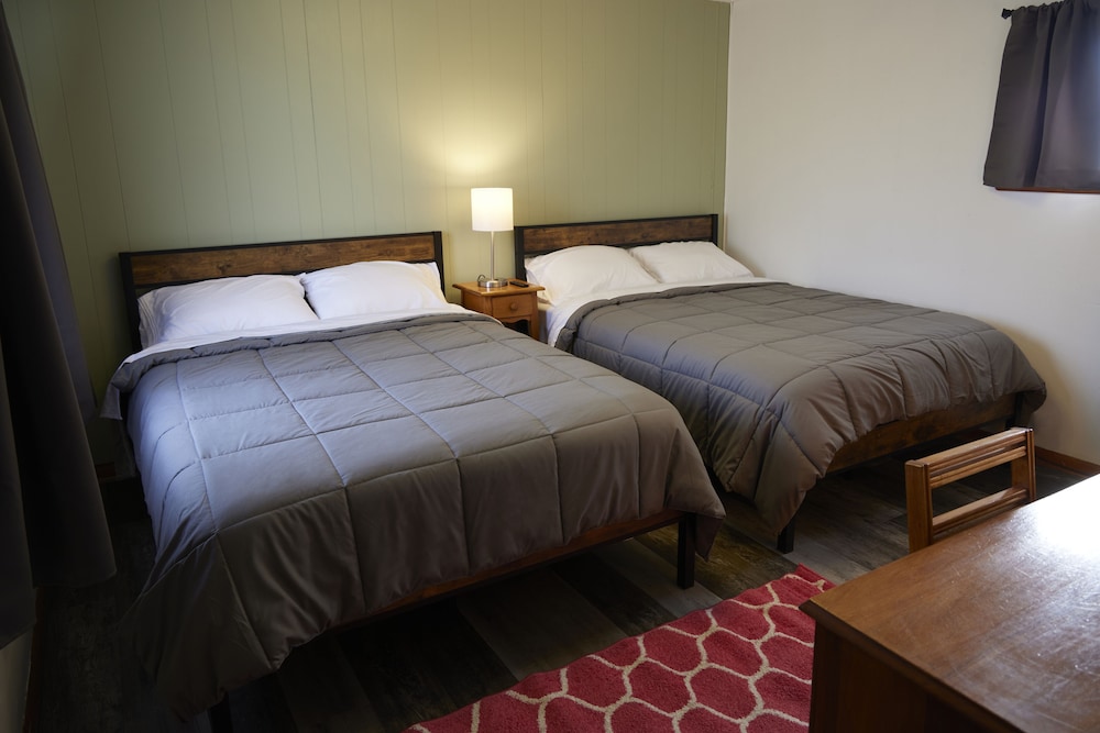 Pelican Lake Motel In The Heart Of Pelican Lake W. - Pelican Lake, WI