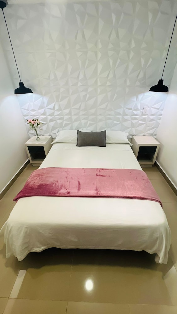 Kromatic Hostel - Medellín