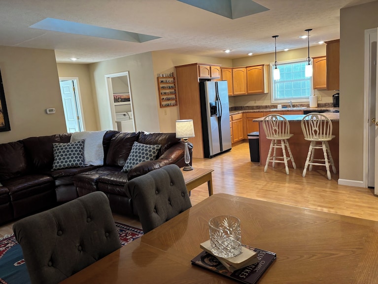 Bloomington Hideaway, 10 Min From Downtown, Catch Some Fish In Private Pond. - Indiana