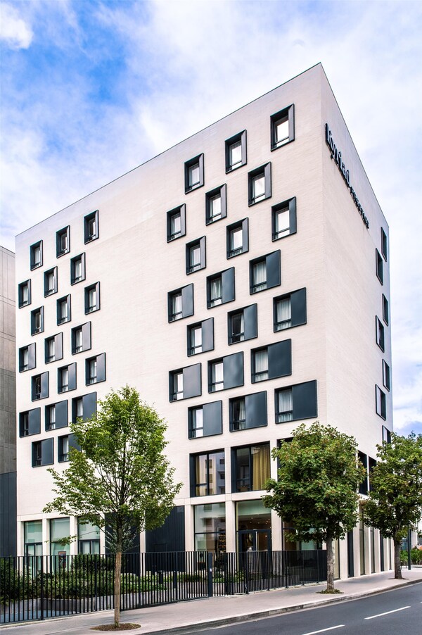 Kyriad Prestige Asnieres-sur-seine - Gennevilliers