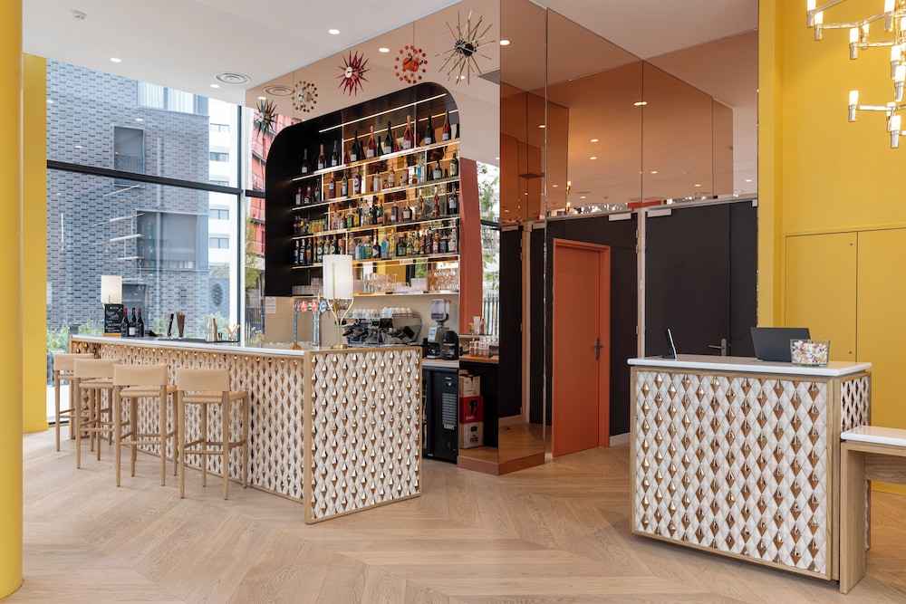 Kyriad Prestige Asnieres-sur-seine - Asnières-sur-Seine