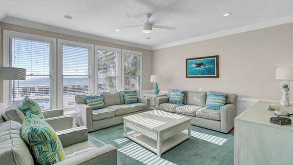 131 Grand Pavilion By Avantstay Oceanfront On The Boardwalk! - Mount Pleasant, SC