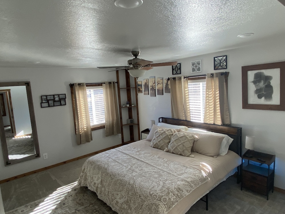Cozy 2-bedroom Cabin In Enchanting Hatch Near The River! Between Bryce And Zion - Utah