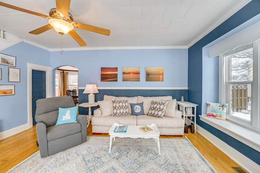 Ludington Home W/ 6 Bicycles < 1 Mi To Beach! - Ludington, MI