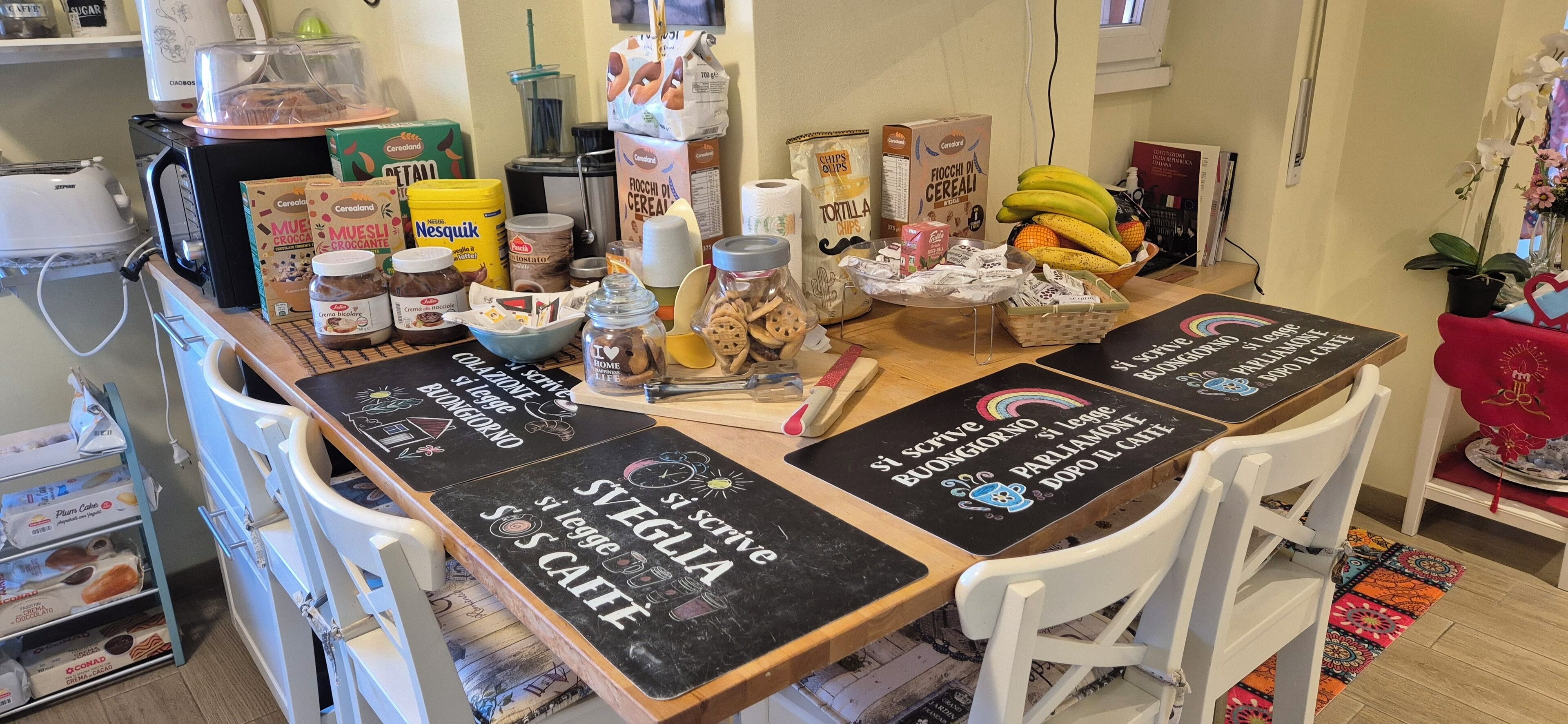 Quarto Deluxe, 1 cama de casal | Sala de estar | Smart TV 