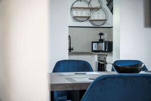 Smart TV 32 polegadas com canais a cabo