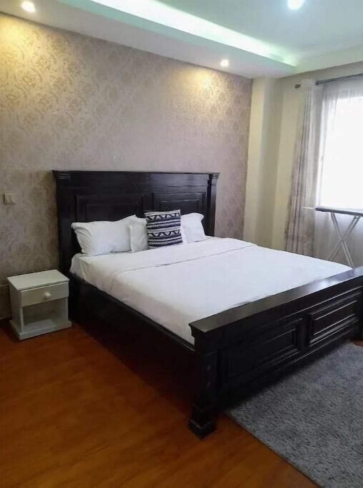 Cozy-3 Bedroom Full Furnished Apartment - Nairobi