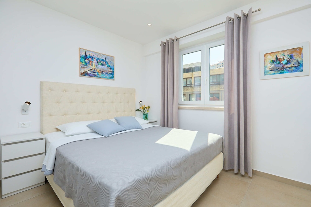 Hedera Estate, Hedera A43 - Dubrovnik