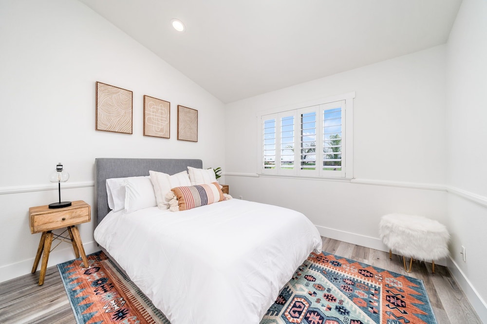 Just Minutes Away From Ontario, Ca Airport, Luxury Living At Its Finest! - Ontario, CA