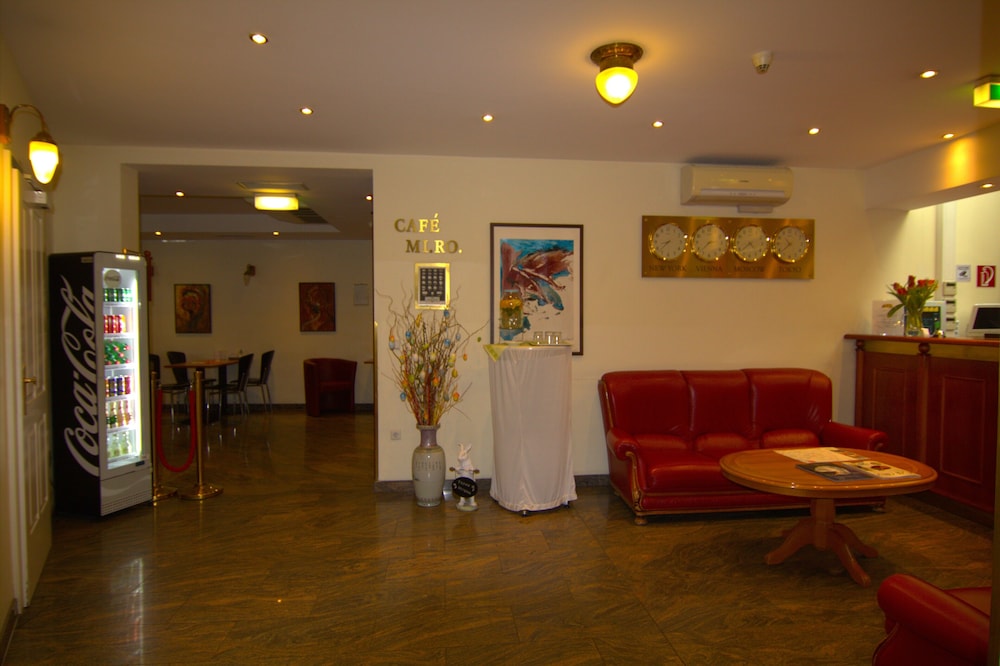 Suite Hotel 900m Zur Oper - Vienna