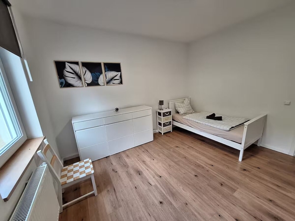 Apt.3: Voll Ausgestattet 4 Schlafzimmer 8 Personen - Hagen