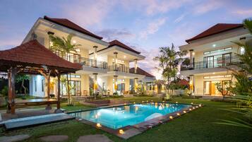 Piscina exterior