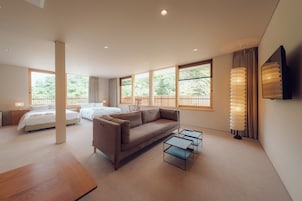 Quarto, para não fumantes (Concept Room / Hatago 2) | Cofres nos quartos, escrivaninha, espaço de trabalho para notebook