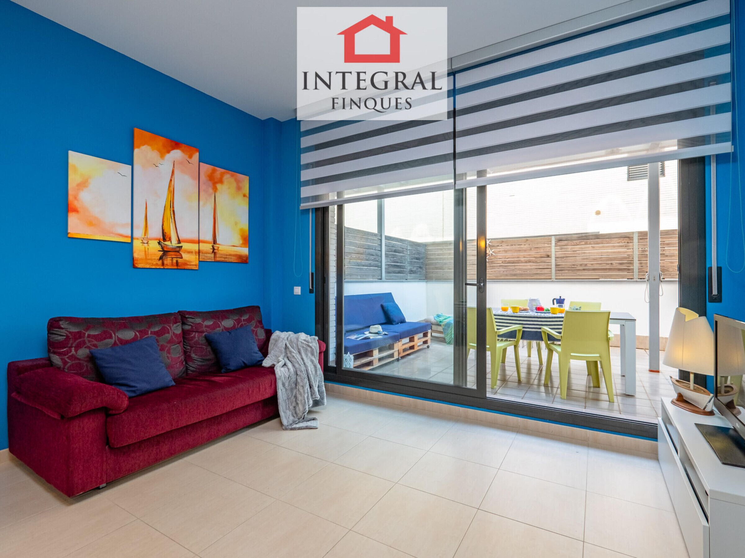 Cozy 2-bed Apartment With Terrace, 3 Min Walk To Beach, Wifi & A/c - Palamós