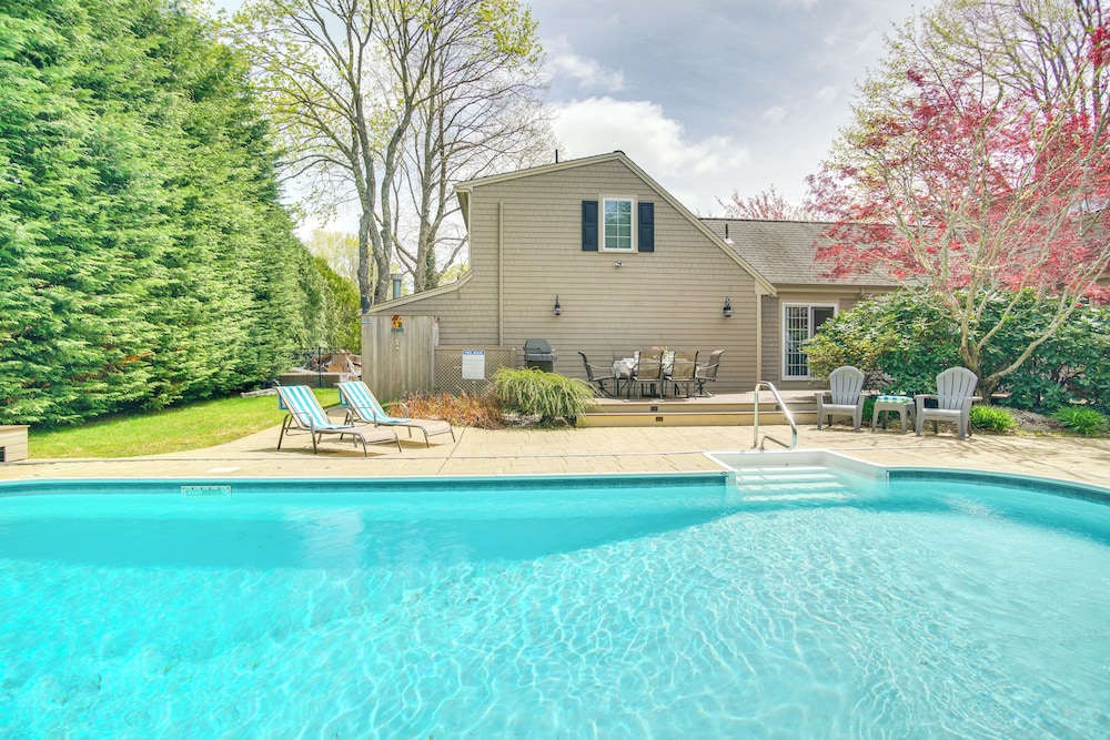 Private Pool, Gym & Game Room: Falmouth Retreat! - Falmouth, MA