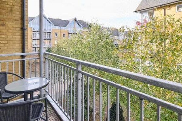 Host Stay Bingley Court - Canterbury