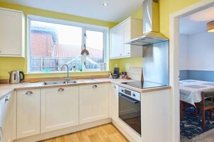 Casa | 3 quartos, ferro/tábua de engomar, internet de alta velocidade 