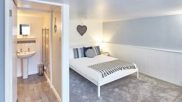 Estúdio | Ferro/tábua de engomar