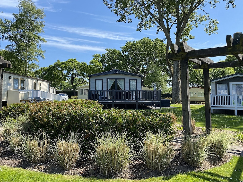 Hopton Lodge Retreat - Great Yarmouth