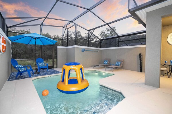 Wonderful 5 Bd W/ Pool @ Storey Lake Resort 2545 - Kissimmee, FL