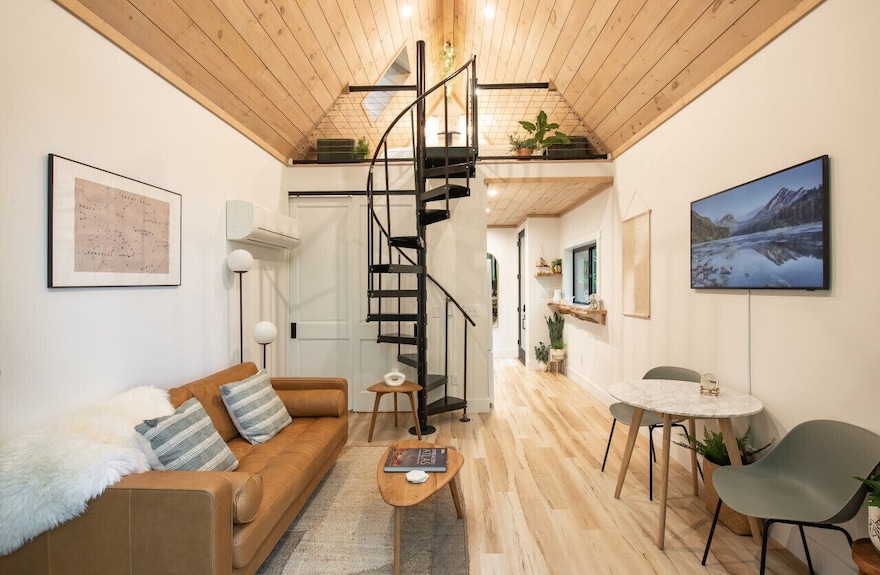 Skywatch Cabin, Modern Retreat - Boone, NC