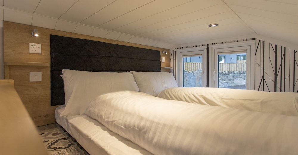 Alpine Style Cabin Suites - Beddgelert
