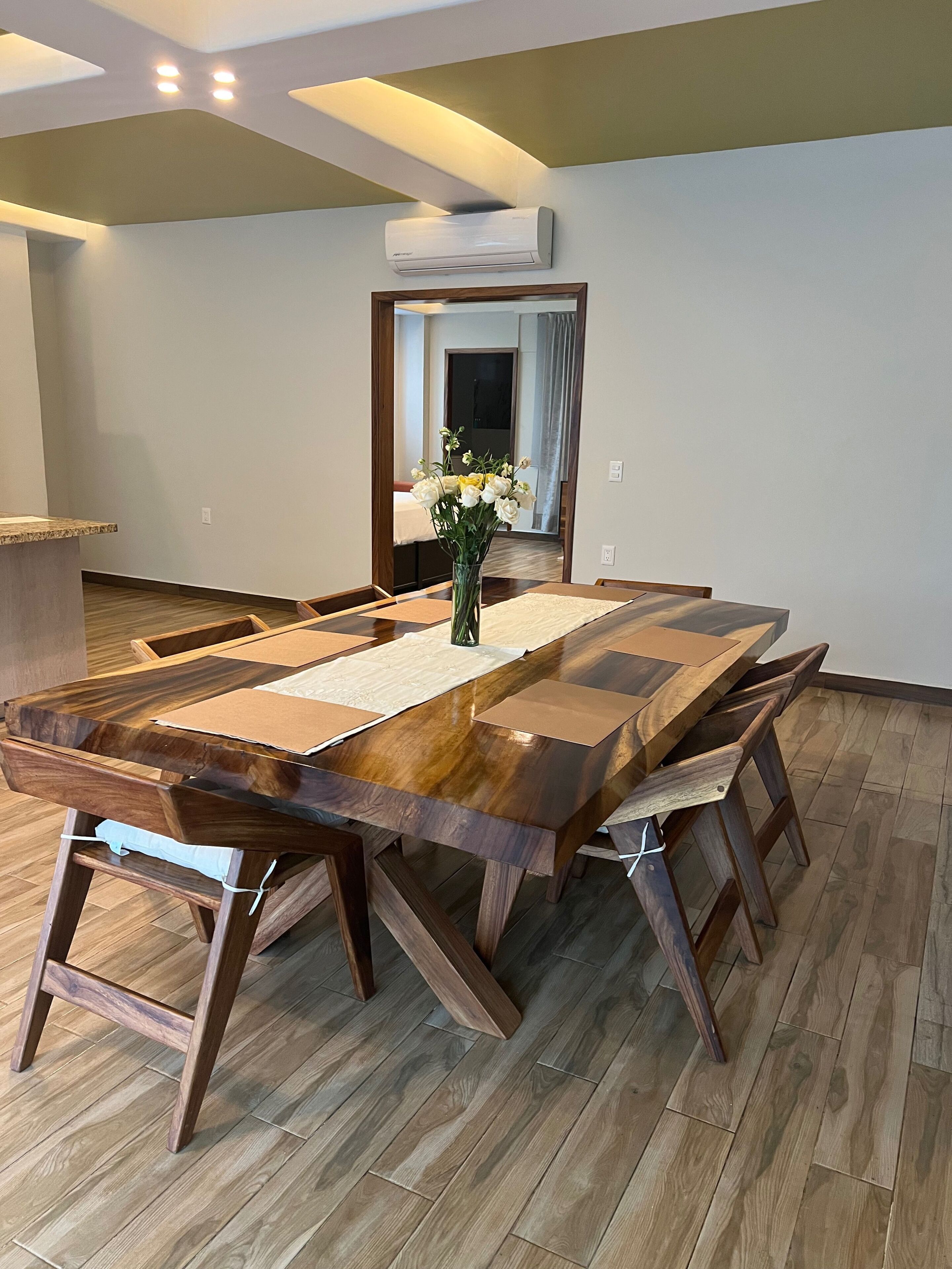 Apartamento, 3 quartos, varanda, vista para o jardim | Sala de jantar