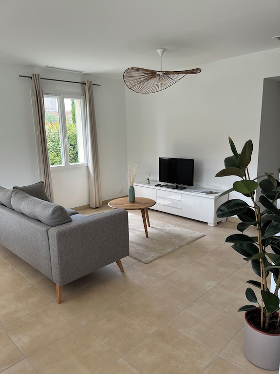 Confortable Maison Avec Piscine Et Jardin à Pernes Les Fontaines. - Le Thor