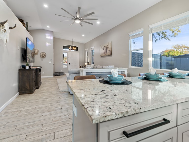 3bd - Heated Pool - Pet Friendly - N. Scottsdale - Carefree, AZ