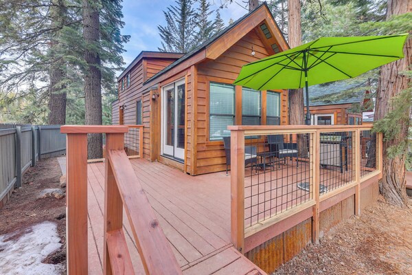 Quiet Lake Almanor Cabin, Steps To Fishing - Greenville, CA