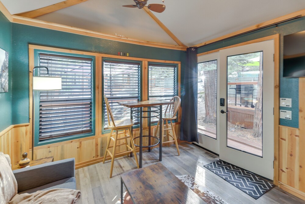 Peaceful Lake Almanor Hideaway, Fish, Hunt + Hike! - Greenville, CA