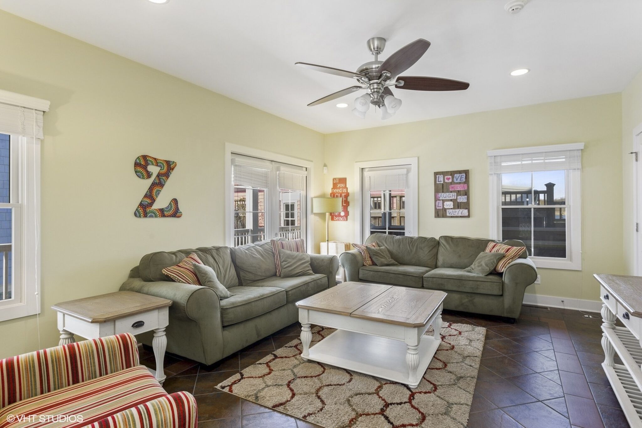 Beachwalk Resort - Family Friendly Home At The Pool - Michigan City, IN