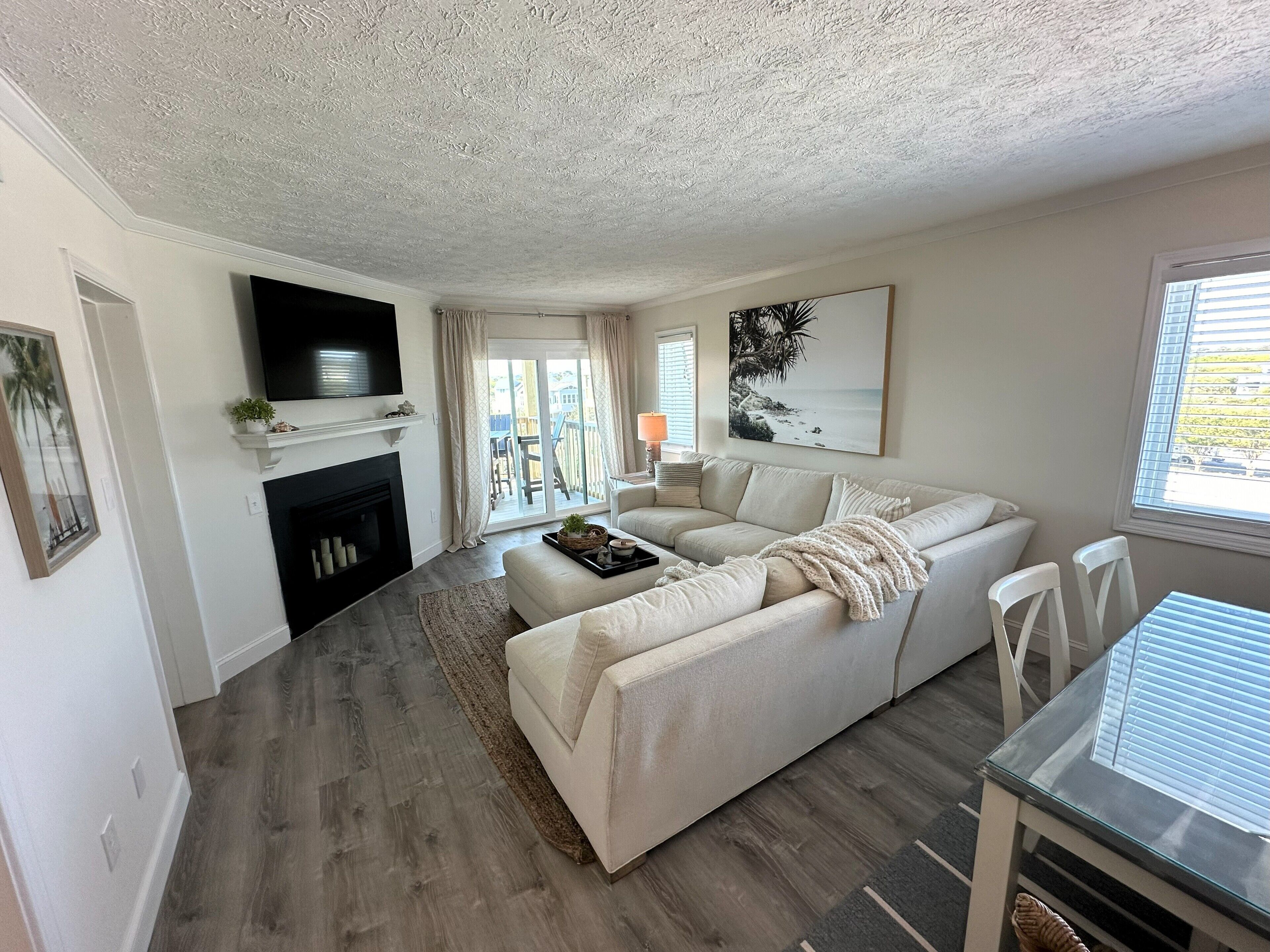 D134b- Oceanfront - Duck - Saturday Check In, Comm. Pool! - Duck, NC