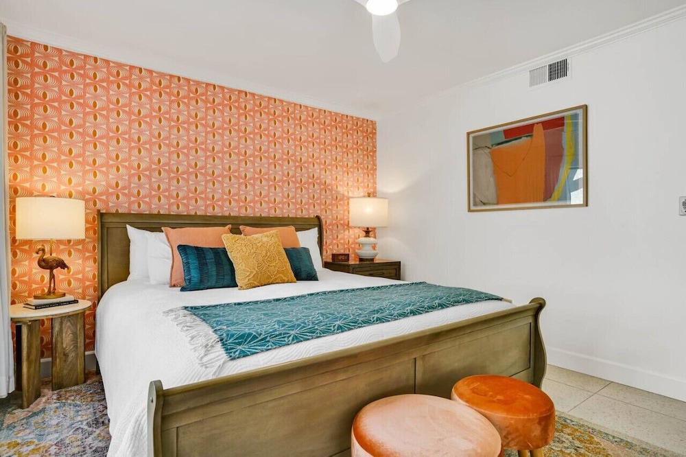 The Monty: Golf Course Views, Resort Style Living - Palm Desert | Vrbo