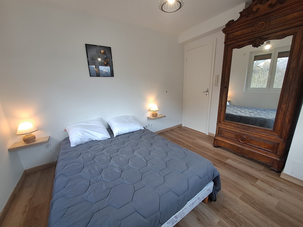 Appartement Tout éQuipé De 4 Chambres Pour 8 Personnes A Gavarnie. - Gavarnie