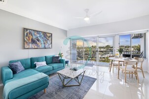 Apartamento | 1 quarto, secretária 