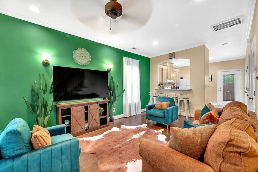 Cozy 2b Townhouse - Hot Tub - Concord, NC