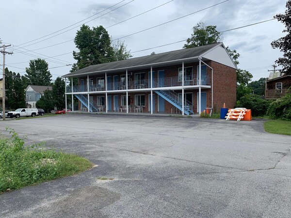 27 Lincoln - Saratoga Springs, NY