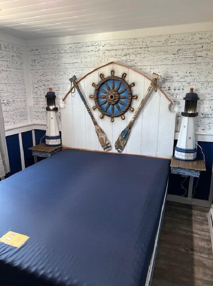 Beachfront Paradise Cabin! - Bayfield, WI