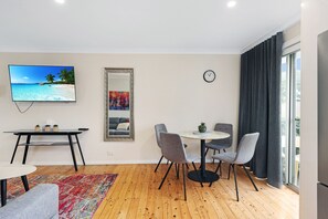 Prickly Pear Stays Jesmond 1-bedroom | Área de estar | Smart TV