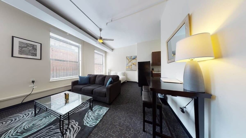 Studio In The Heart Of Boston! - 버링턴