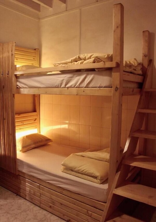 Gosolo Stays - Mumbai