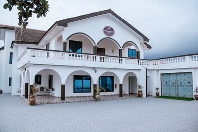 Ben and Moons Lodge and Event Center