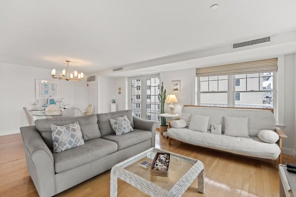 Direct Ocean Front Unit With Private Balcony. - Old Orchard Beach, ME