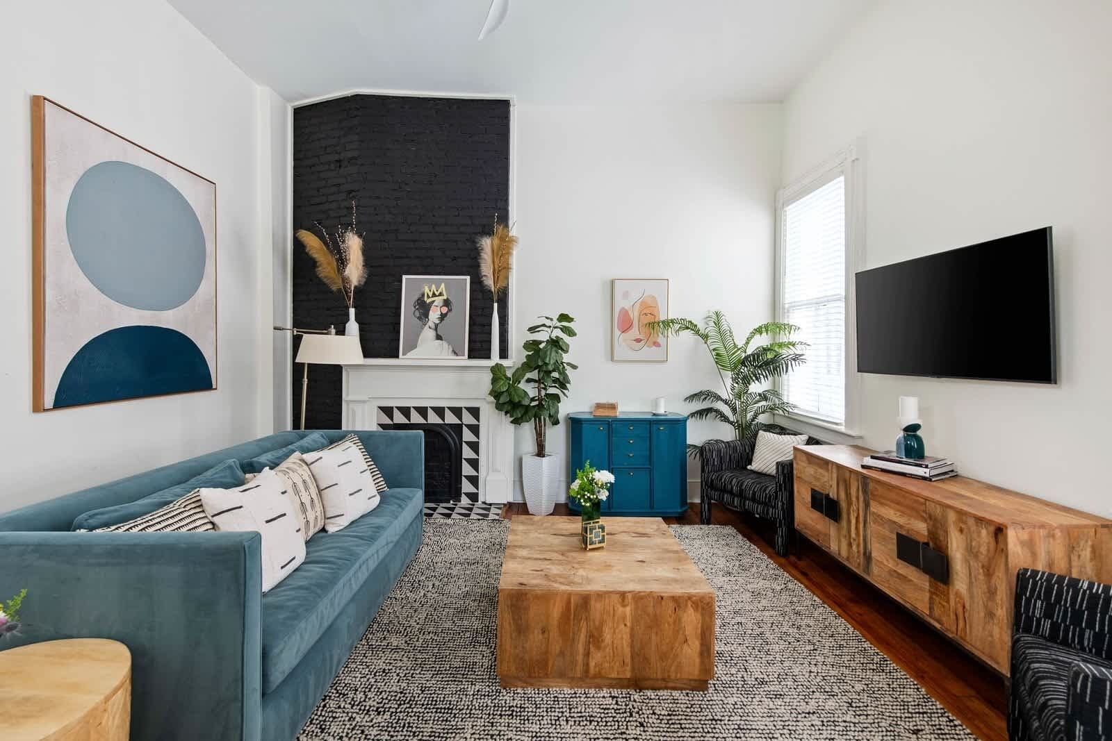 Palmetto Hideaway | Historic & Designer 6br Dt! - Isle of Palms, SC